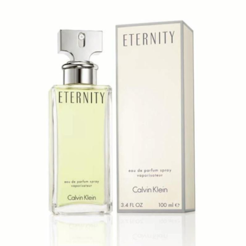 15 Best Perfumes For 60+ Year Old Woman 2025