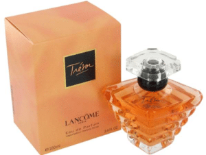 15 Best Perfumes For 60+ Year Old Woman 2025